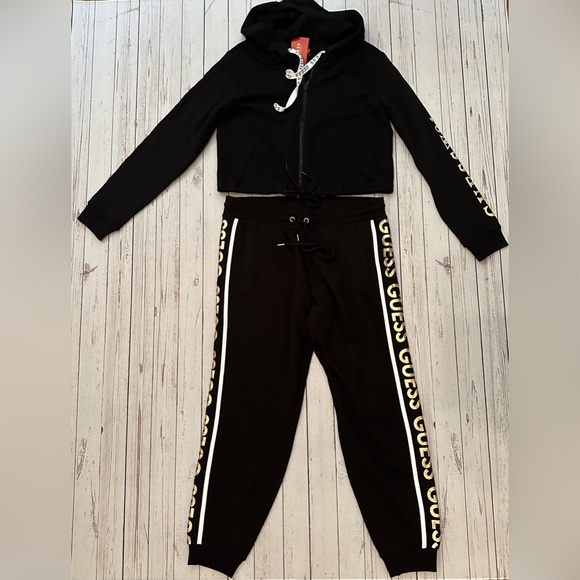 Guess | Pants & Jumpsuits | New Guess Logo Tracker Pants And Sweater ...